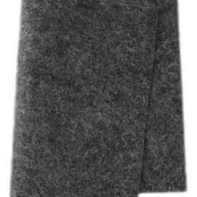WOOL FELT - 641 DARK GREY BIO FELT - 20CM X 30CM – Bear Essence